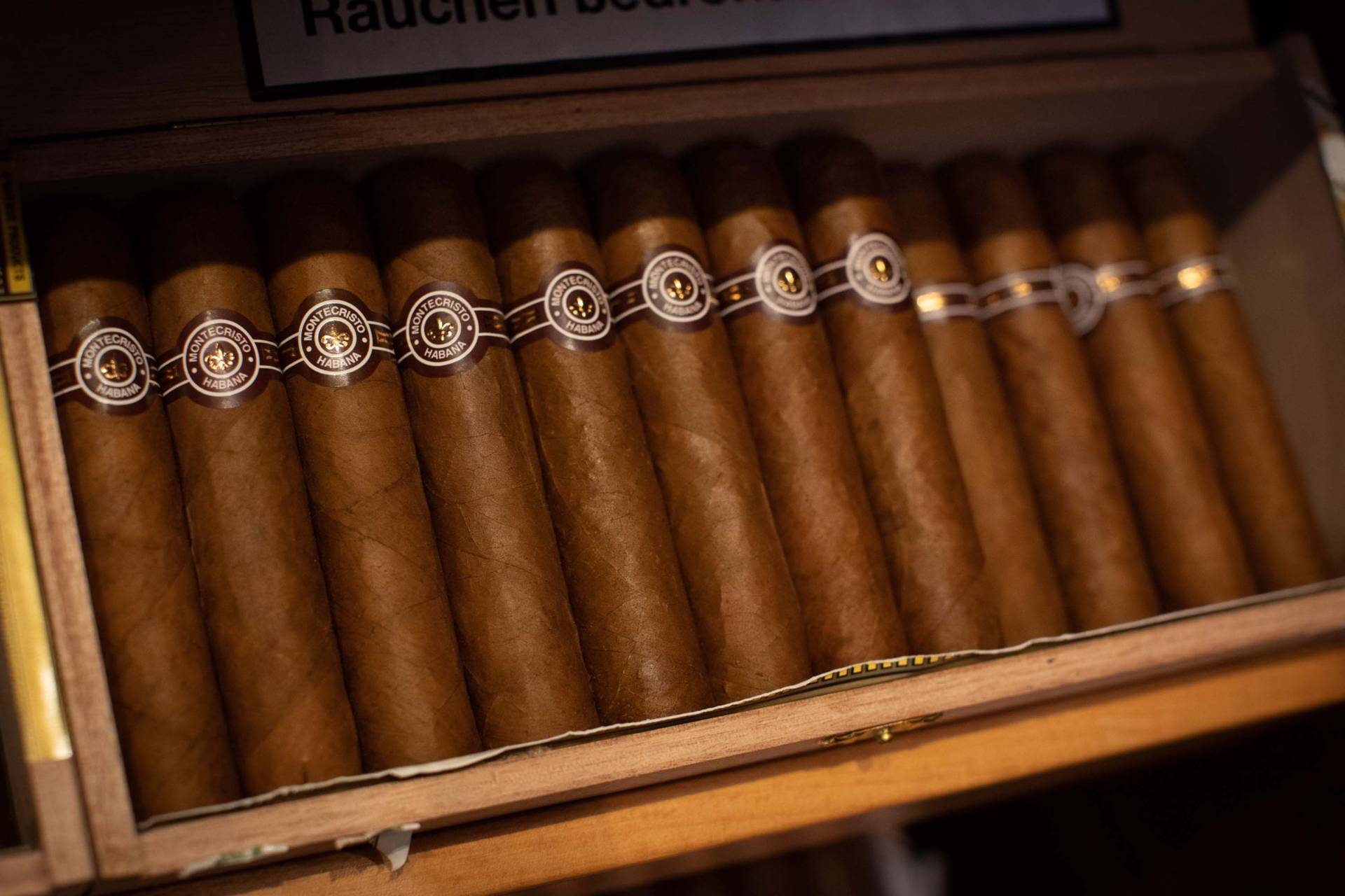 Royal Purveyors to the Court: from Roeckl to Dallmayr | simply Munich