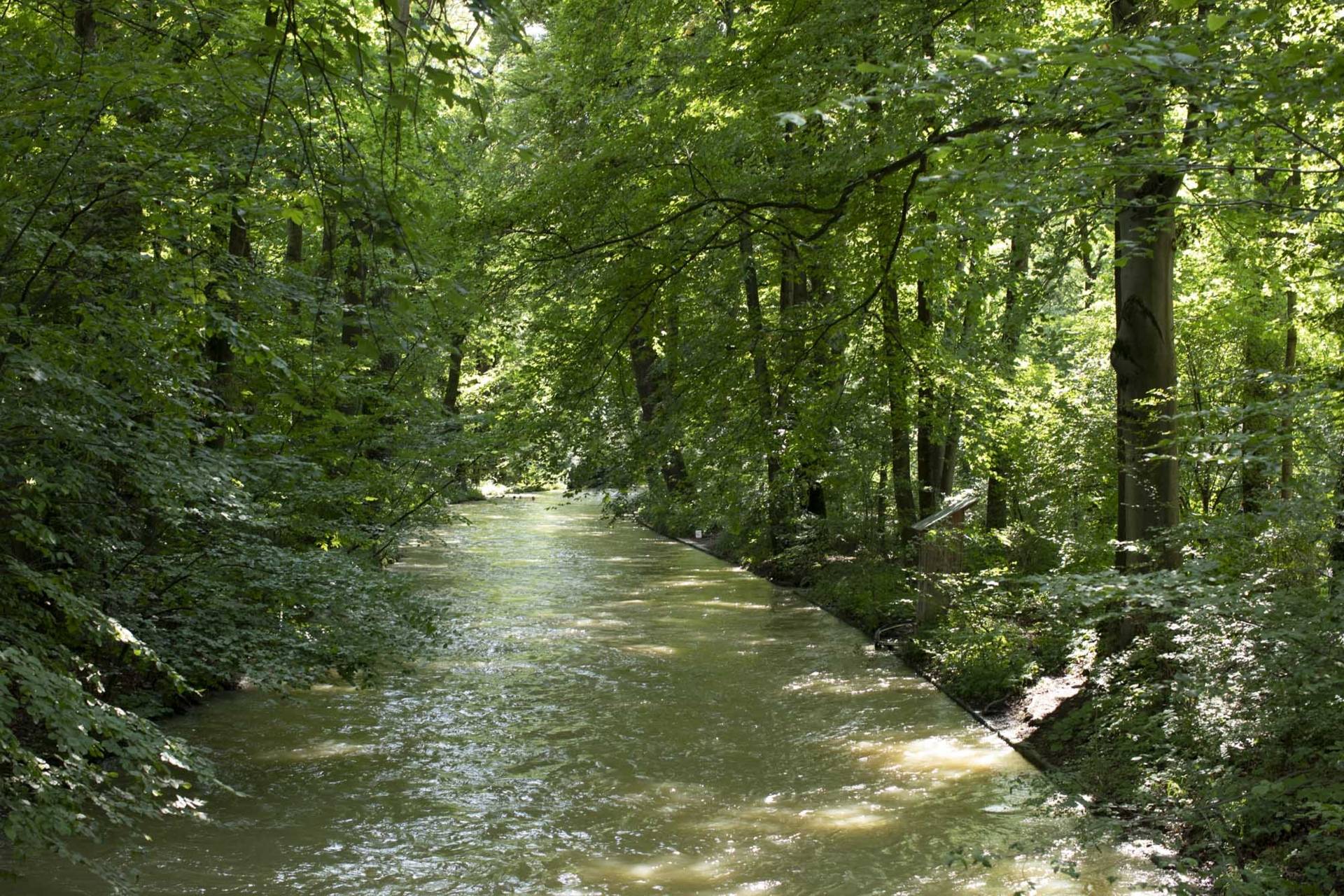 A walk through Lehel with Sinah Diepold | simply Munich